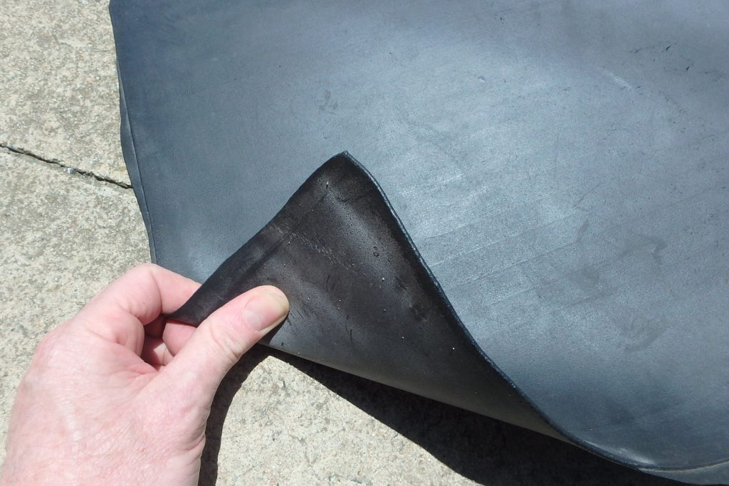 Williams Binding Overlay Rubber Sheet 3mm 72cm x 75cm - Mac’s Waterski